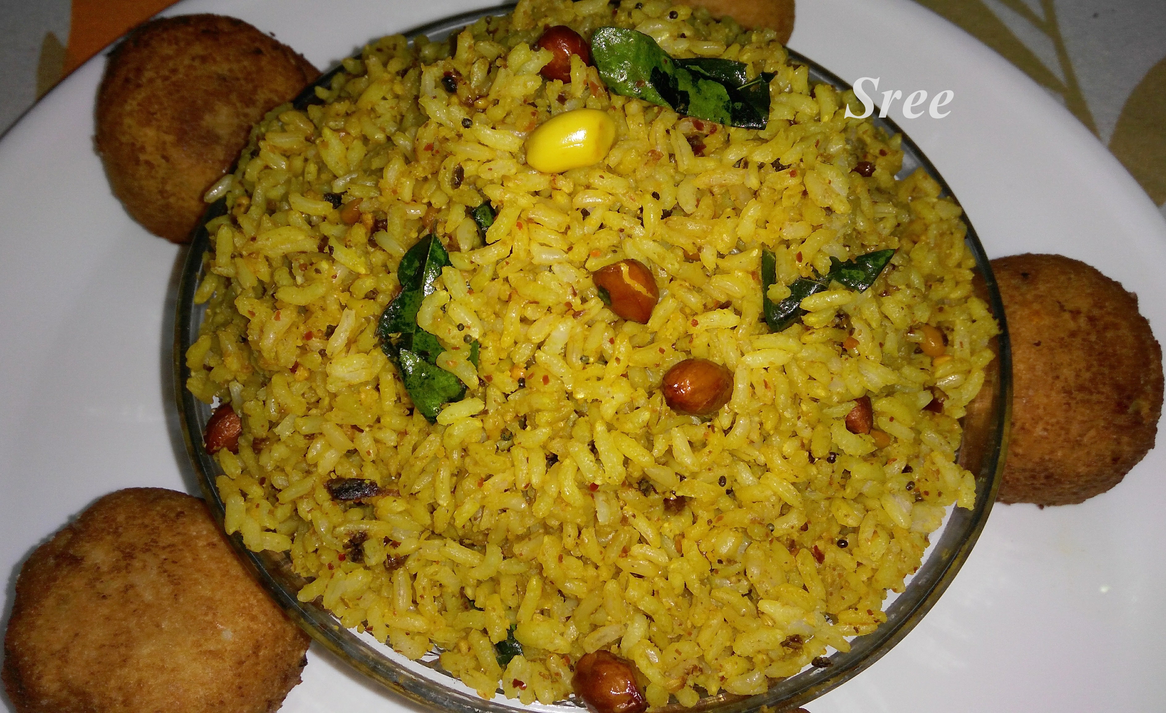 Instant Puliyodharai (Temple Taste Tamarind Rice in 3 minutes ...